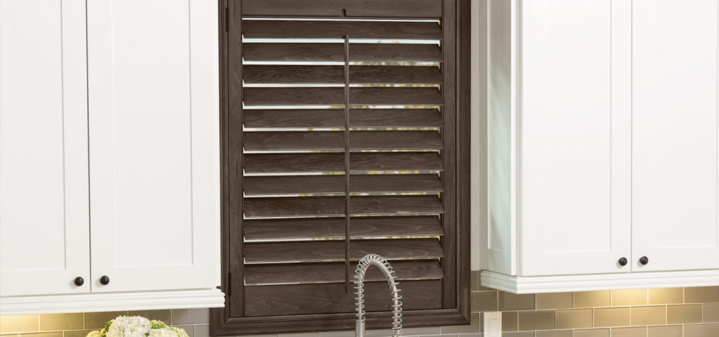 Hunter Douglas Heritance Hardwood Shutters - ZBlinds